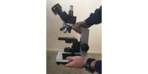 How to Carry a Microscope Properly – Microscope Clarity